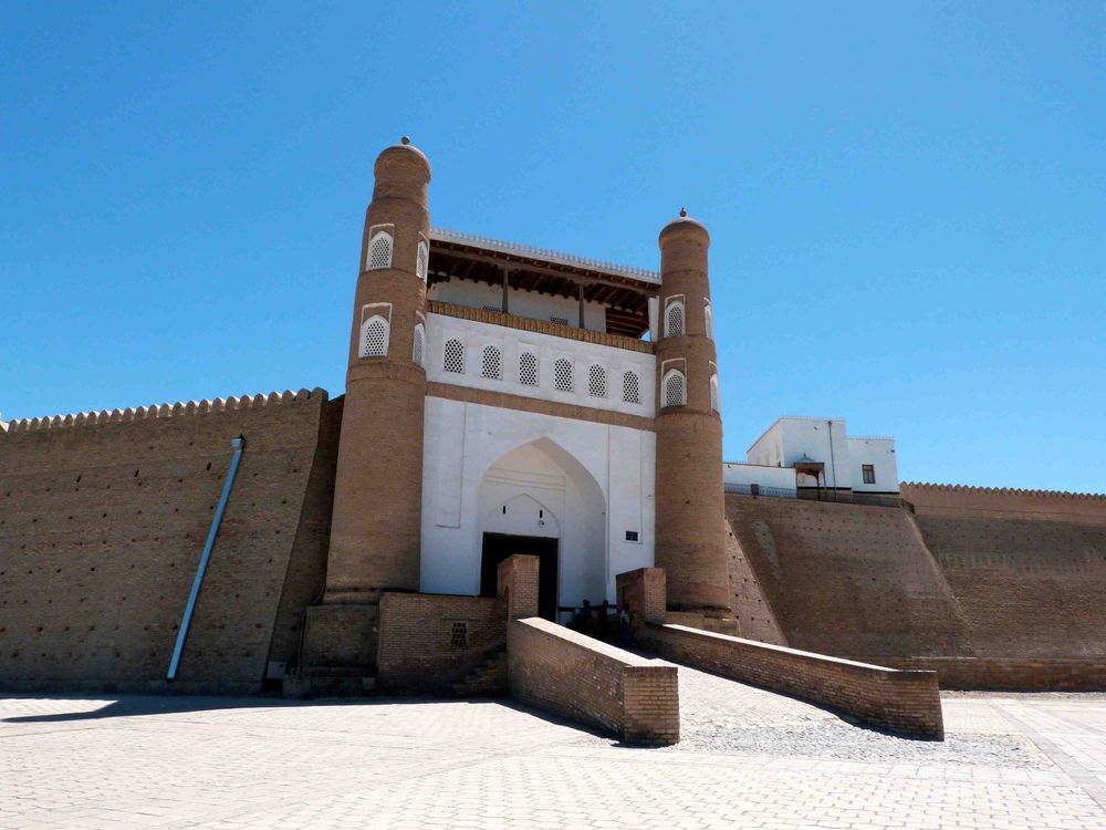 Visiter Forteresse Ark : préparez votre séjour et voyage Forteresse Ark ...