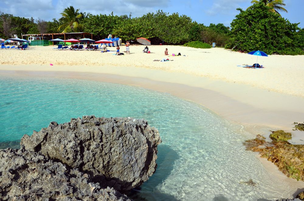 Visiter Mullet Bay : préparez votre séjour et voyage Mullet Bay ...