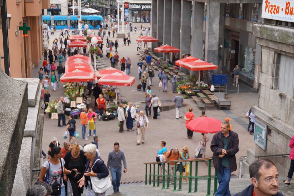 Visiter Marché Dolac : préparez votre séjour et voyage Marché Dolac ...