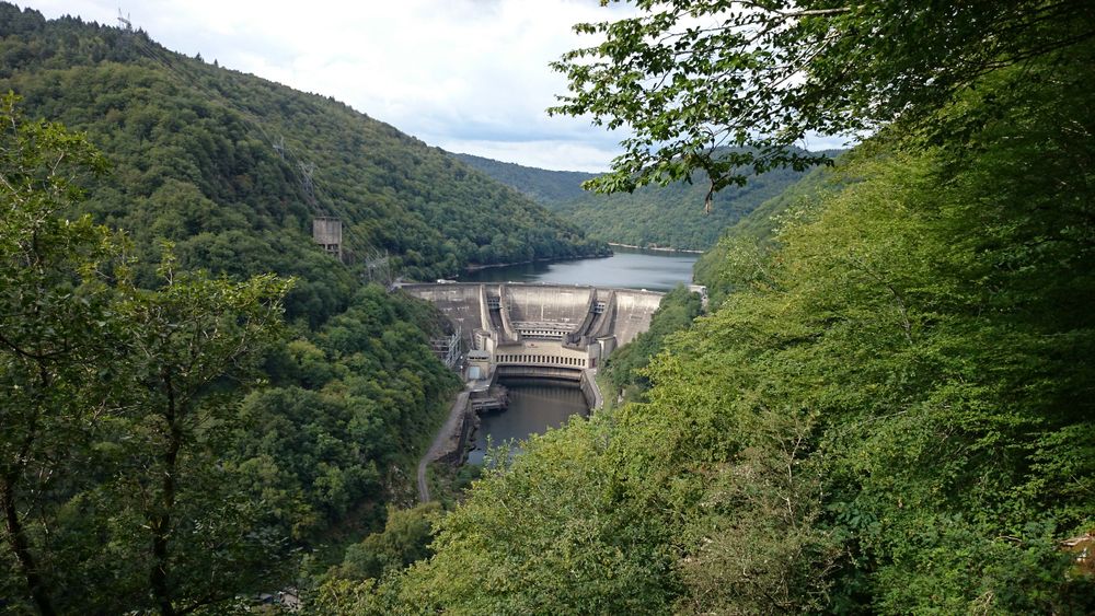 Visiter Barrage du Chastang : préparez votre séjour et voyage Barrage ...
