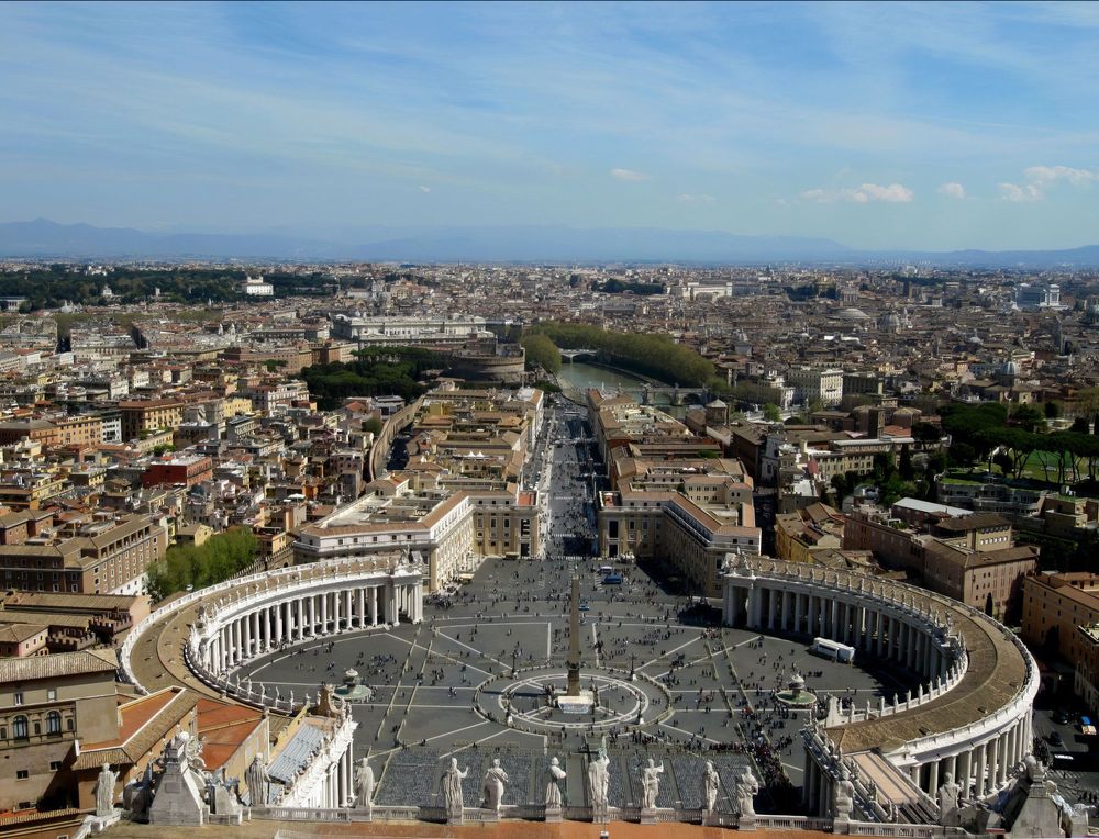 TOP 50 des meilleures photos de voyage Piazza San Pietro (place Saint ...