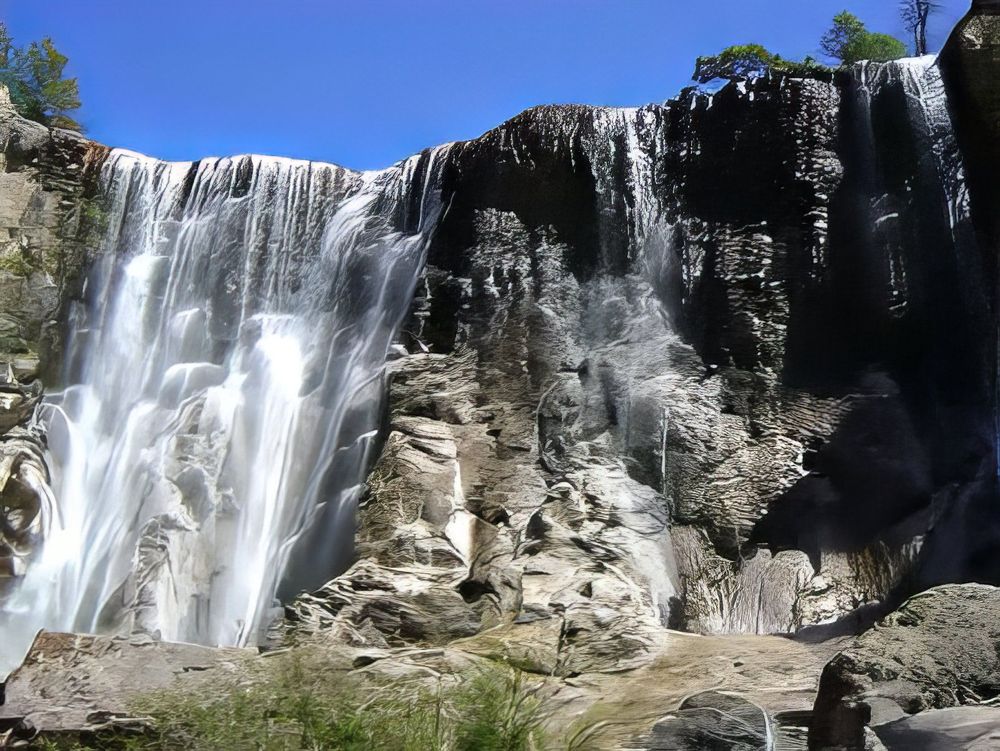 Visiter Cascada de Cusárare : préparez votre séjour et voyage Cascada ...