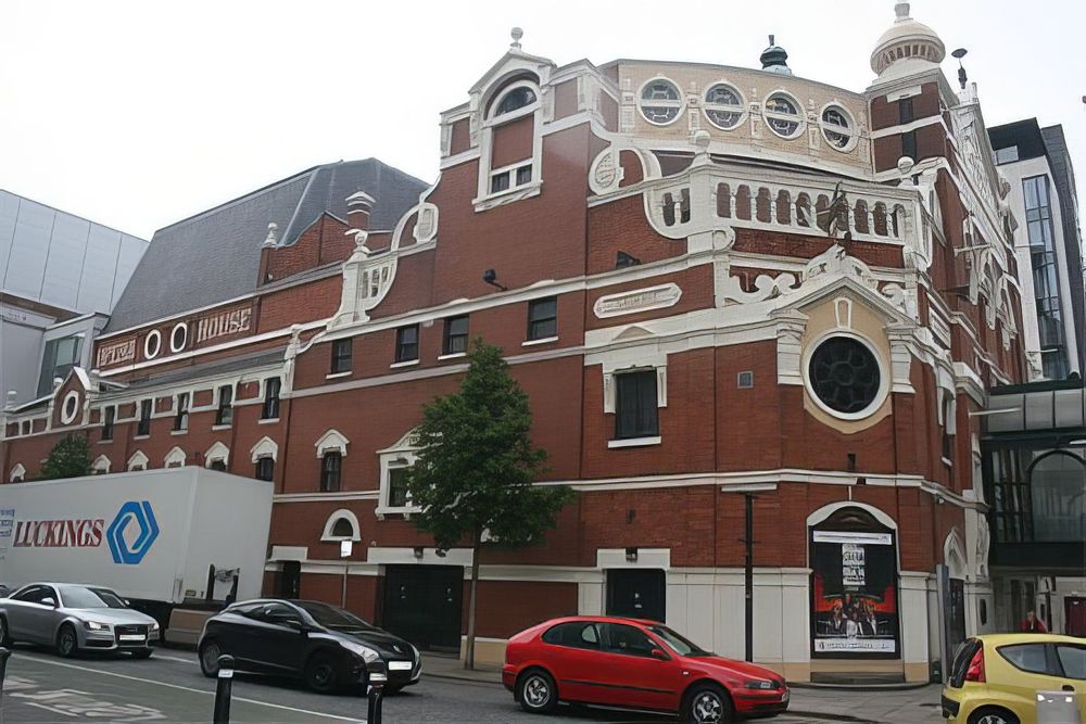 Visiter Grand Opera House : préparez votre séjour et voyage Grand Opera ...