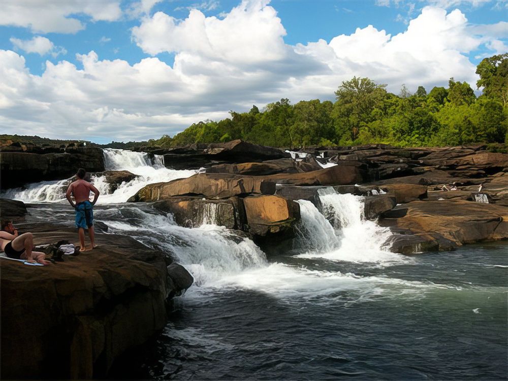 Visiter Tatai Waterfall : préparez votre séjour et voyage Tatai ...