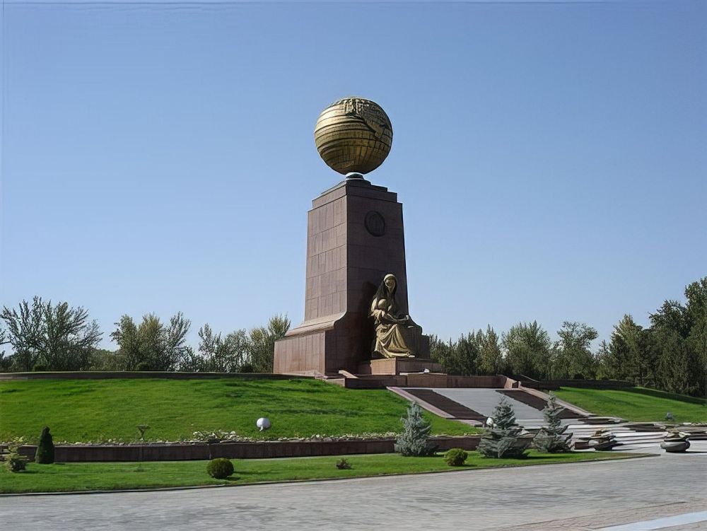 Visiter Monument à l'indépendance de Tashkent : préparez votre séjour ...
